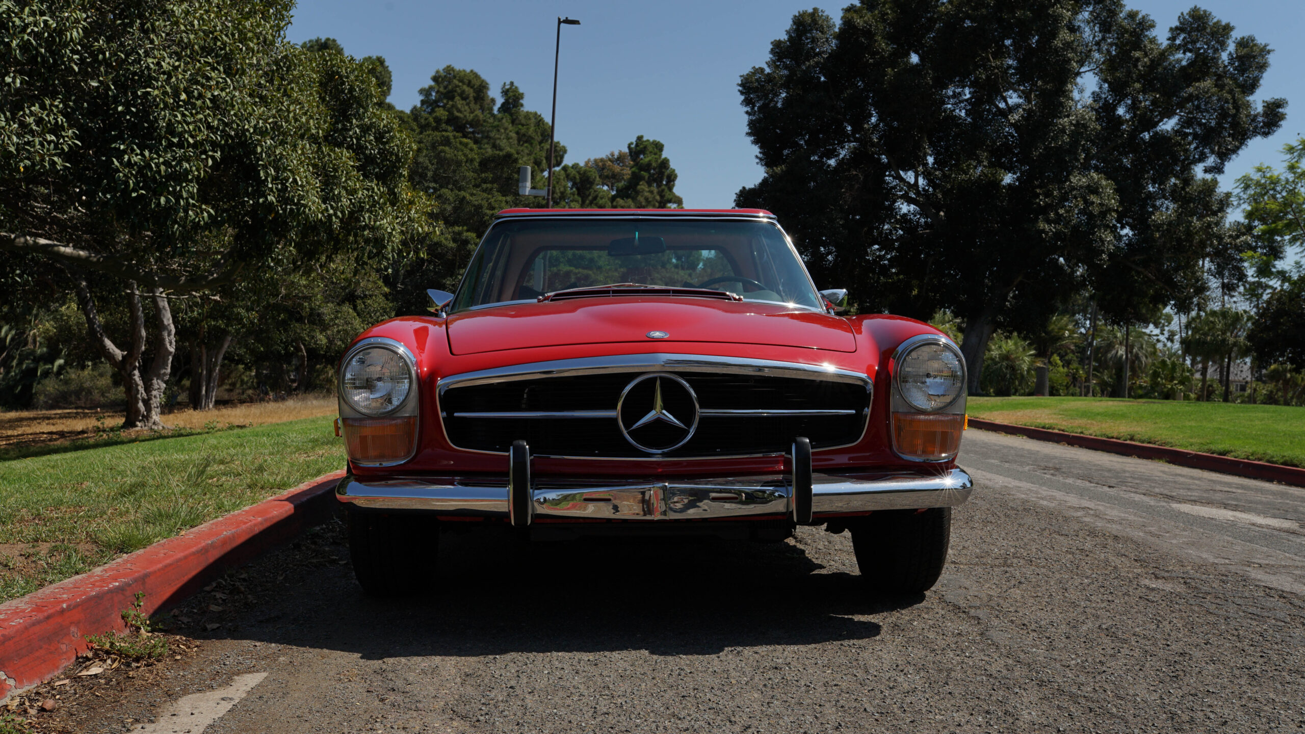 Motoring Investments, Mercedes Specialists - Motoringinvestments.com